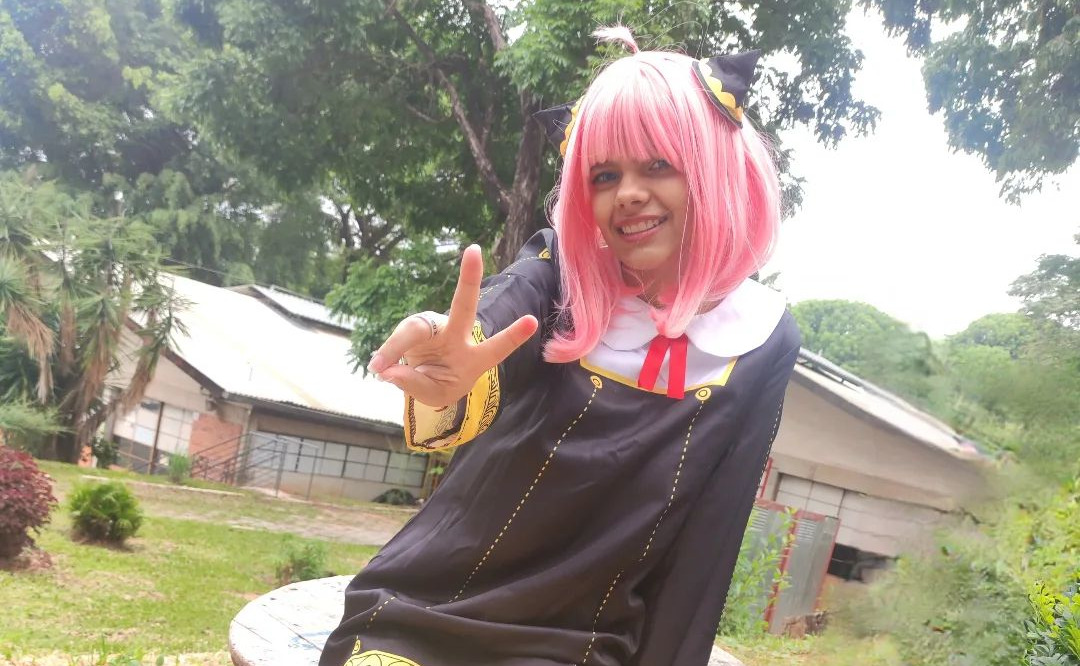 Spy x Family: Cosplay fofo da Anya Forger, da Elly