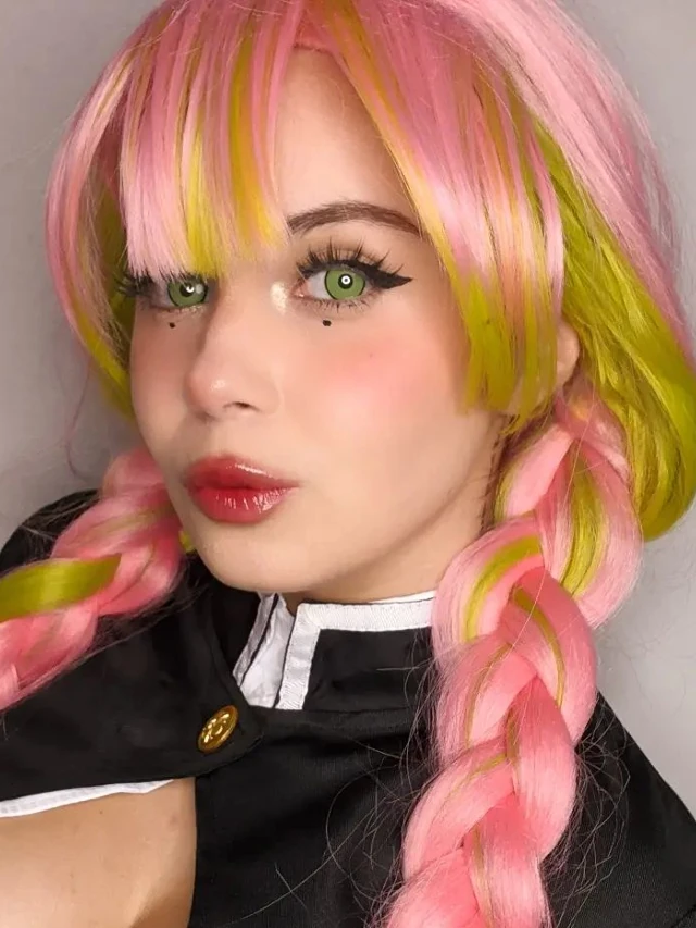 Belo cosplay da Mitsuri, de Kimetsu no Yaiba, da Ana Beatriz