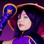 Veja este cosplay incrível da Mona, de Genshin Impact, da Miu