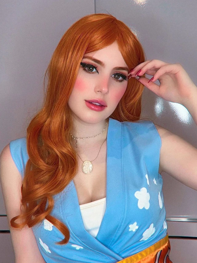 Brasileira Carol Balds faz um belo cosplay da Nami, de One Piece