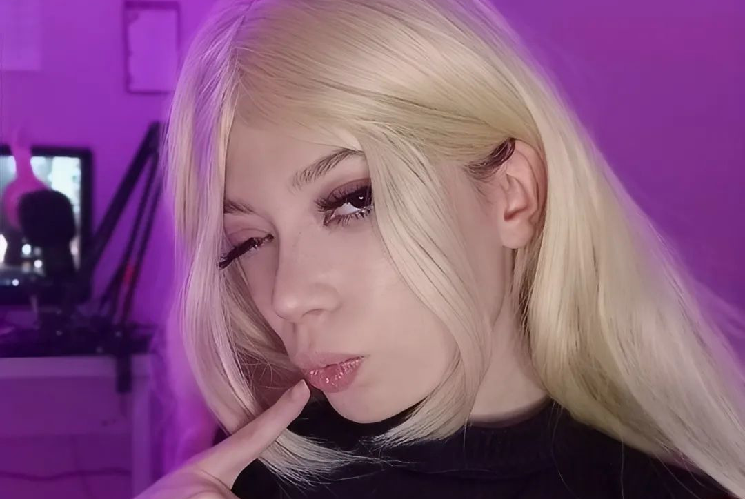 Belo cosplay da Yuki Tsukumo, de Jujutsu Kaisen, da Stig