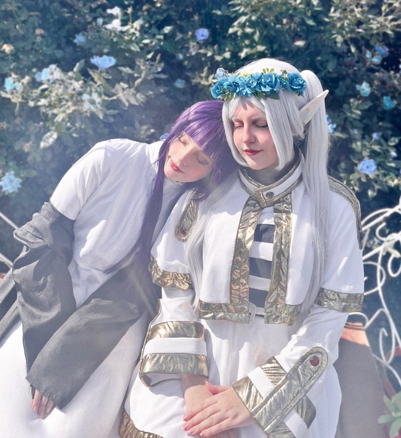 Belos cosplays da Frieren e da Fern, da Lia e da Helo